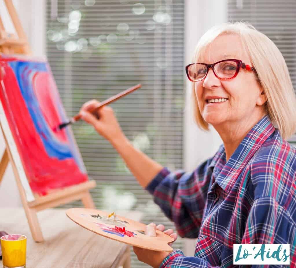 9 Fantastic Benefits Of Arts And Crafts For Seniors [Guide]